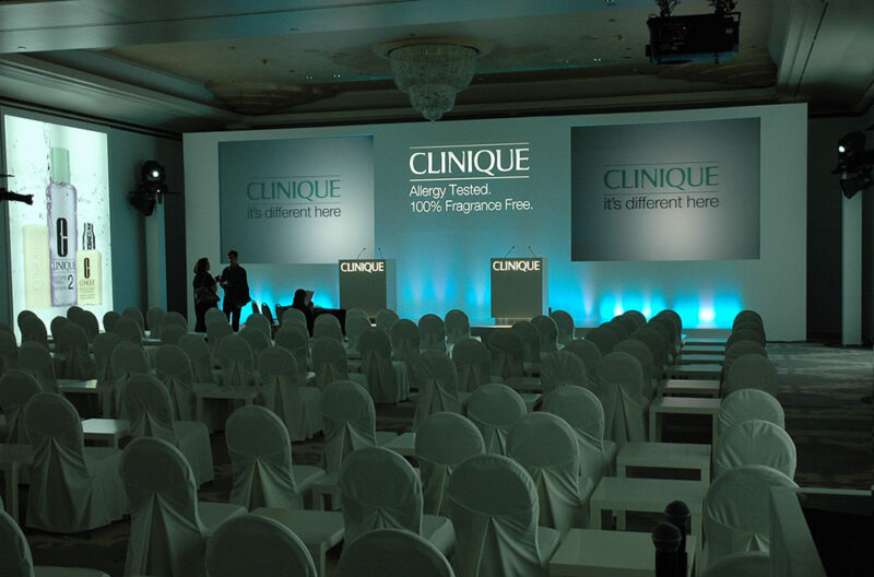 Decoración de escenarios con todo tipo de elementos en Saez Decom